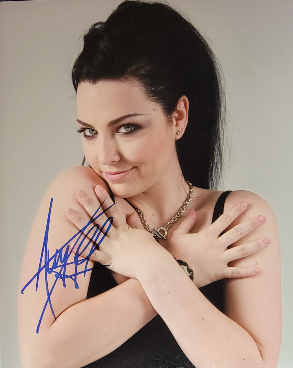 Amy Lee – NW Autographs Direct